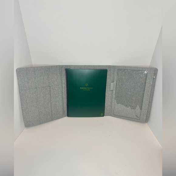 Rocketbook | Office | Kaitiaki Gray Tri Fold Folio With Green ...